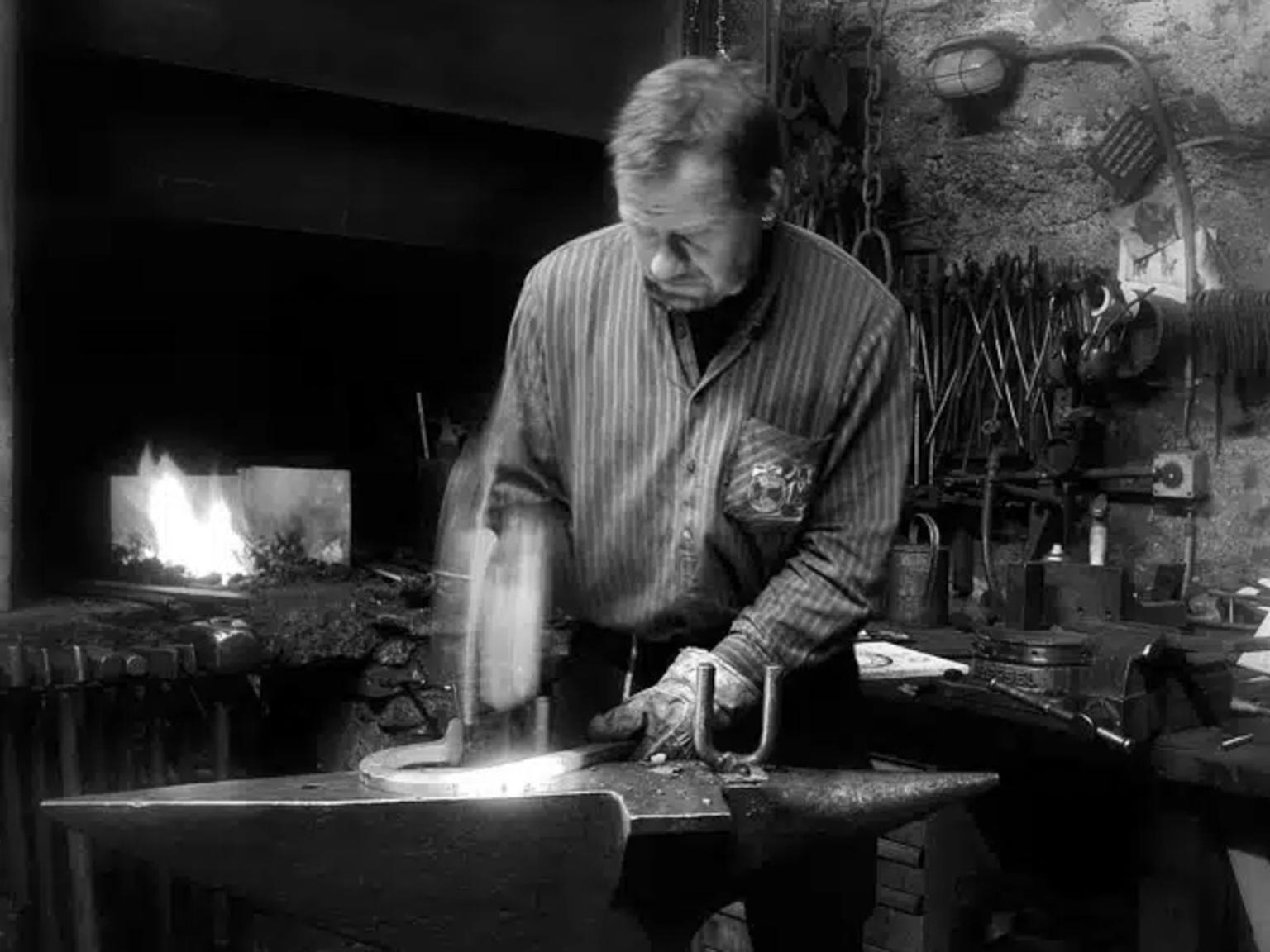Thomas Lampert - Art Craft from Guarda | Chesa Rosatsch